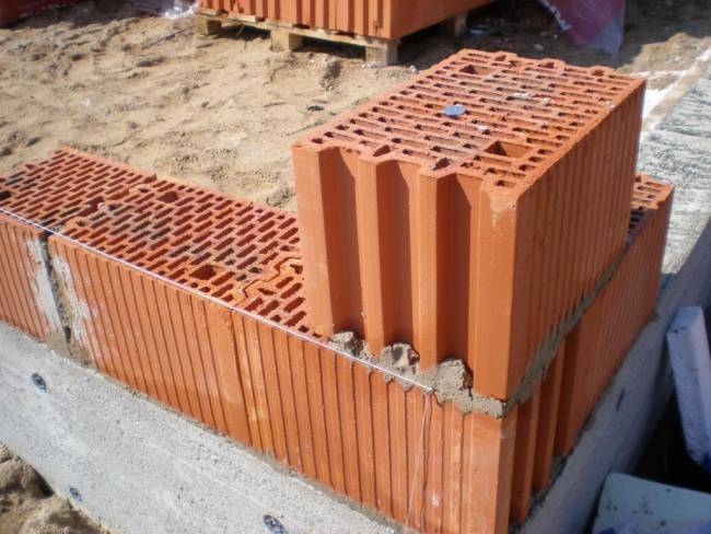 Kaip pasirinkti blokelius namo statybai | ZinauKaip.lt